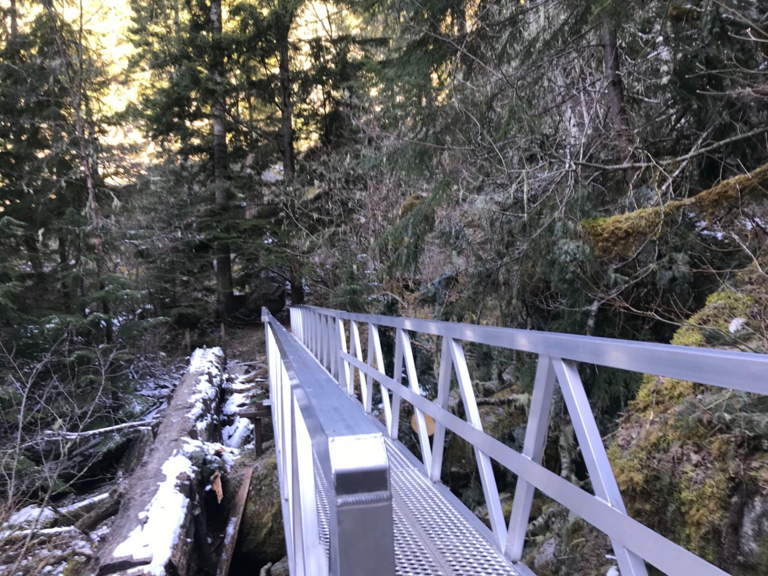 Lindeman & Greendrop Lake Hike – Chilliwack Provincial Park, BC – Rise ...