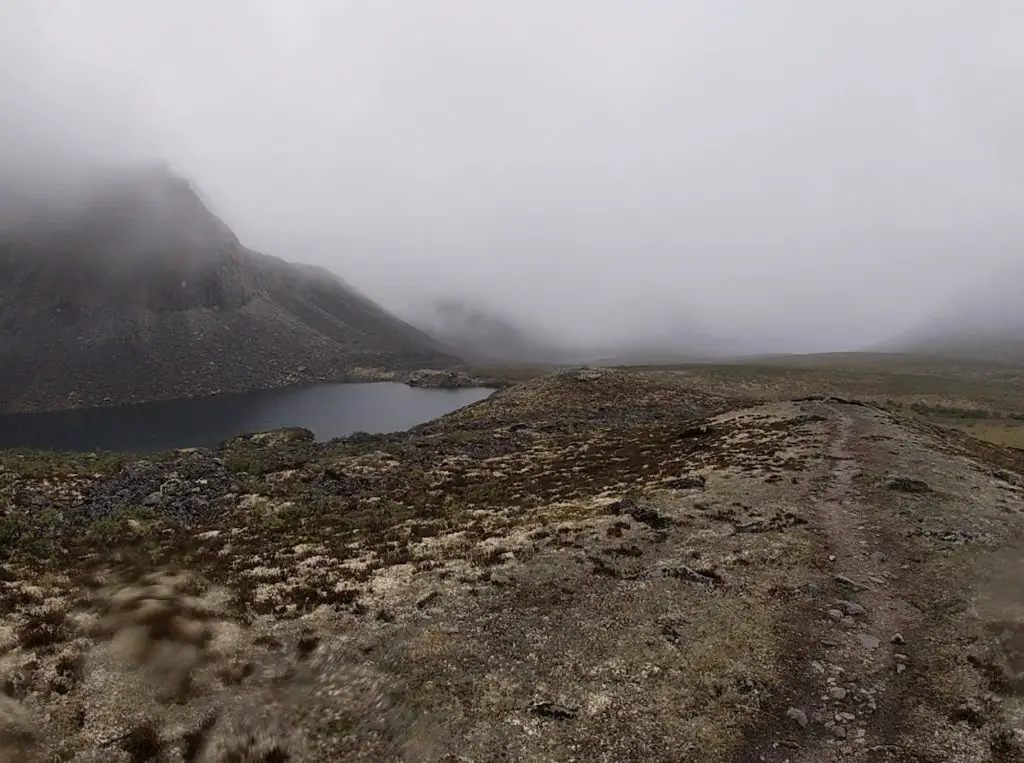 Hiking to Grizzly, Divide and Talus Lakes | Yukon’s Ultimate Tombstone ...