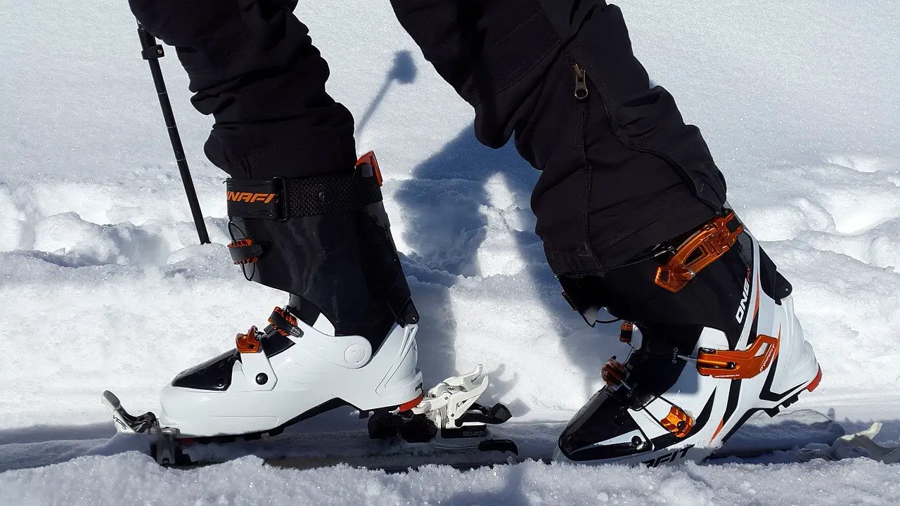 How to Maintain Ski Boots | 5 Essential Boot Care Steps – Rise & Alpine