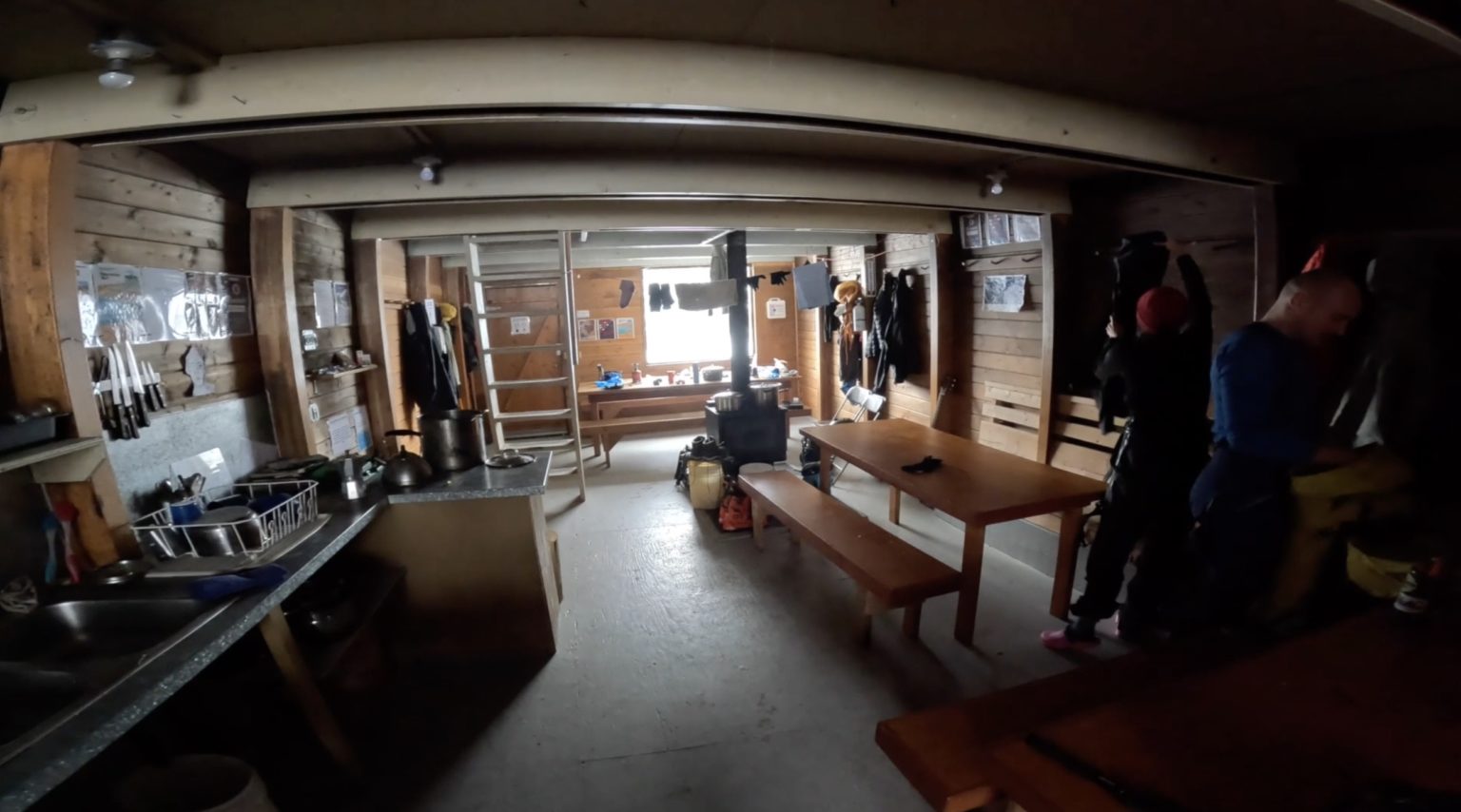 The Wendy Thompson Hut in Marriott Basin – Duffey Lake Backcountry ...